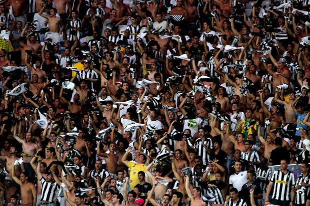 FOTOS: Torcida alvinegra dá show e monta lindo mosaico: ‘O gigante ...